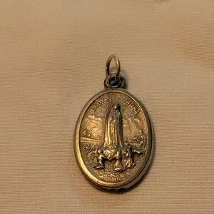 Source Unknown | Jewelry | Vintage Our Lady Of Fatima Sacred Heart Of ...